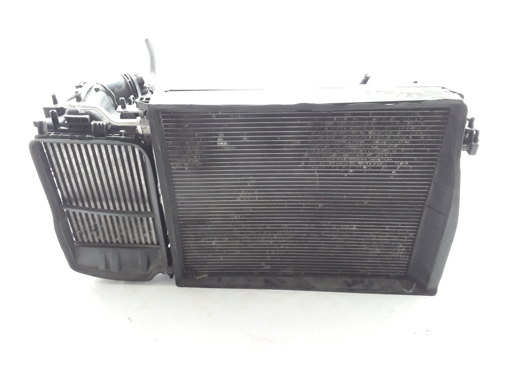 Used RENAULT Megane Radiator set and its details