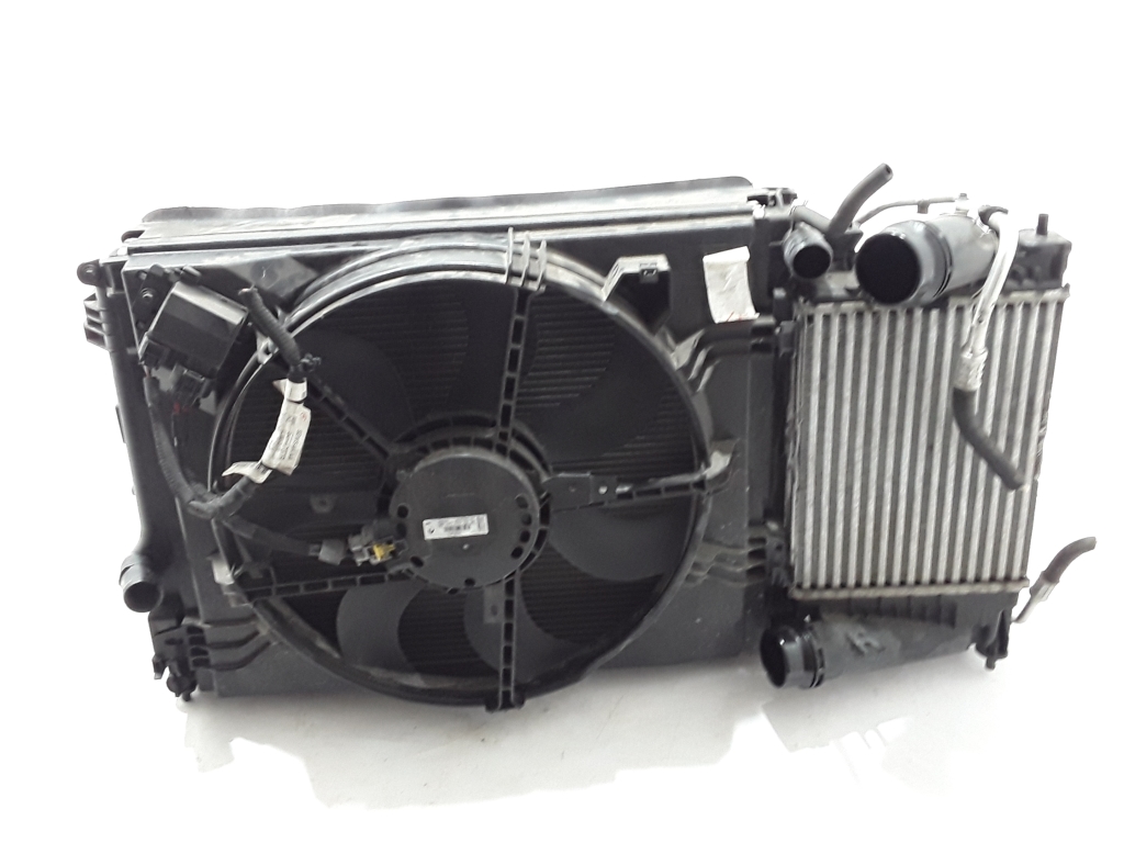 Used RENAULT Megane Radiator set and its details