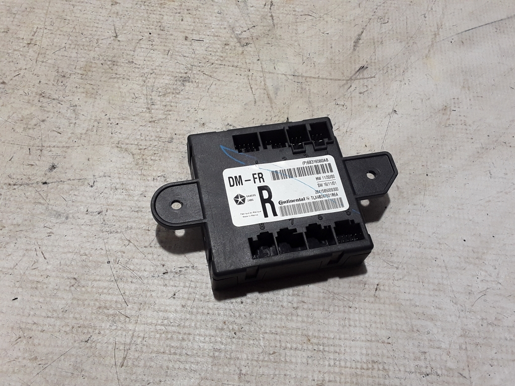 Used Dodge Durango Front door control unit 68316560AB