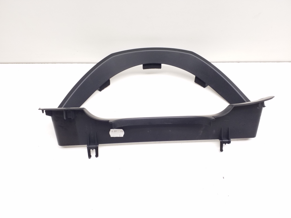 Used Mercedes Benz C-Class Dashboard trim A2046800023