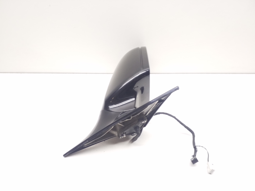 Naudotas Mercedes Benz CLS-Class Šoninis veidrodėlis ir jo detalės ...