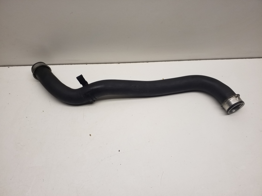 Used Mercedes Benz CLS-Class Cooling radiator hose a2115015382