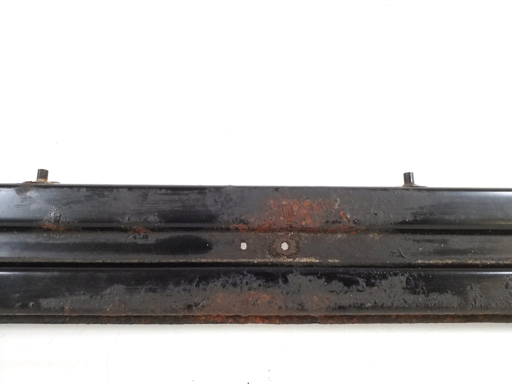 Used Mercedes Benz ML-Class The middle part of the front frame A1646201034