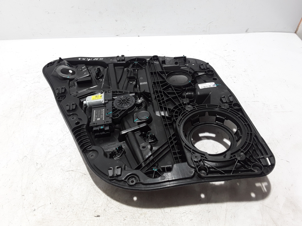 Used VOLVO XC60 Rear side door window lifter 31416997