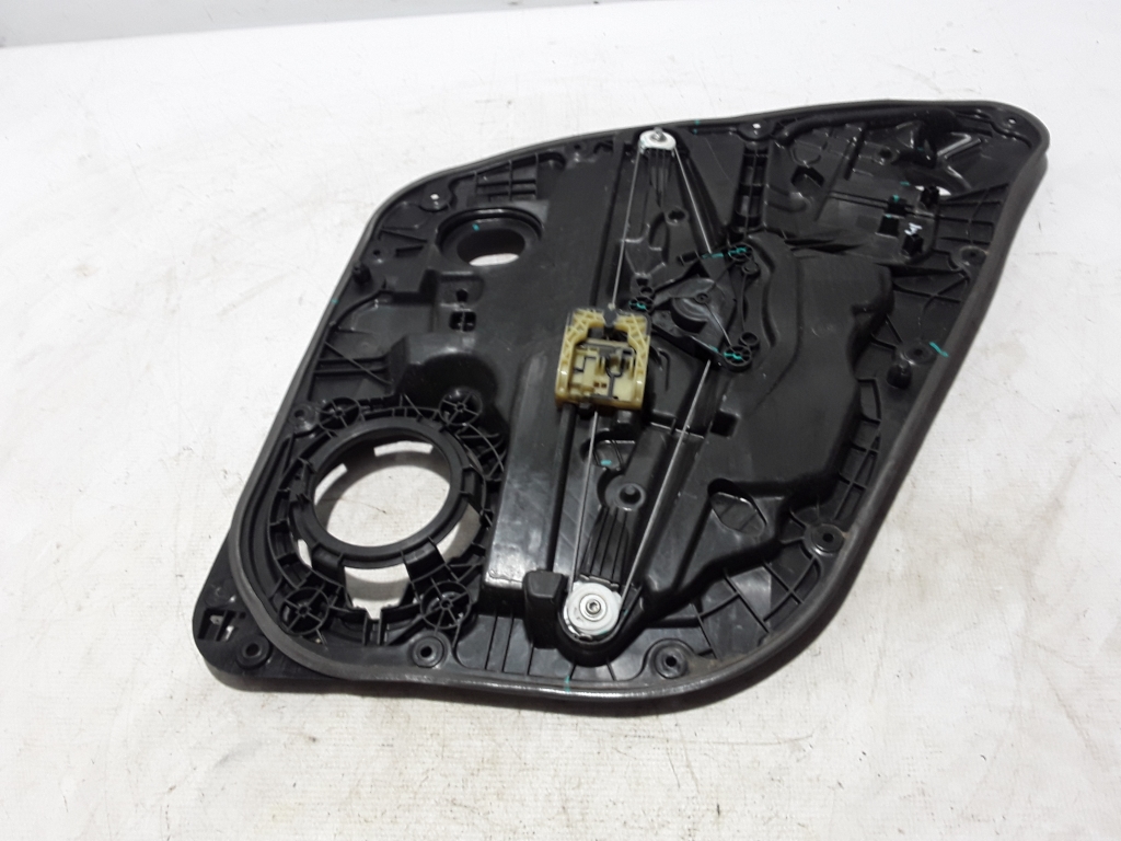 Naudotas VOLVO XC60 Galinių šoninių durų stiklo pakėlėjas 31416997