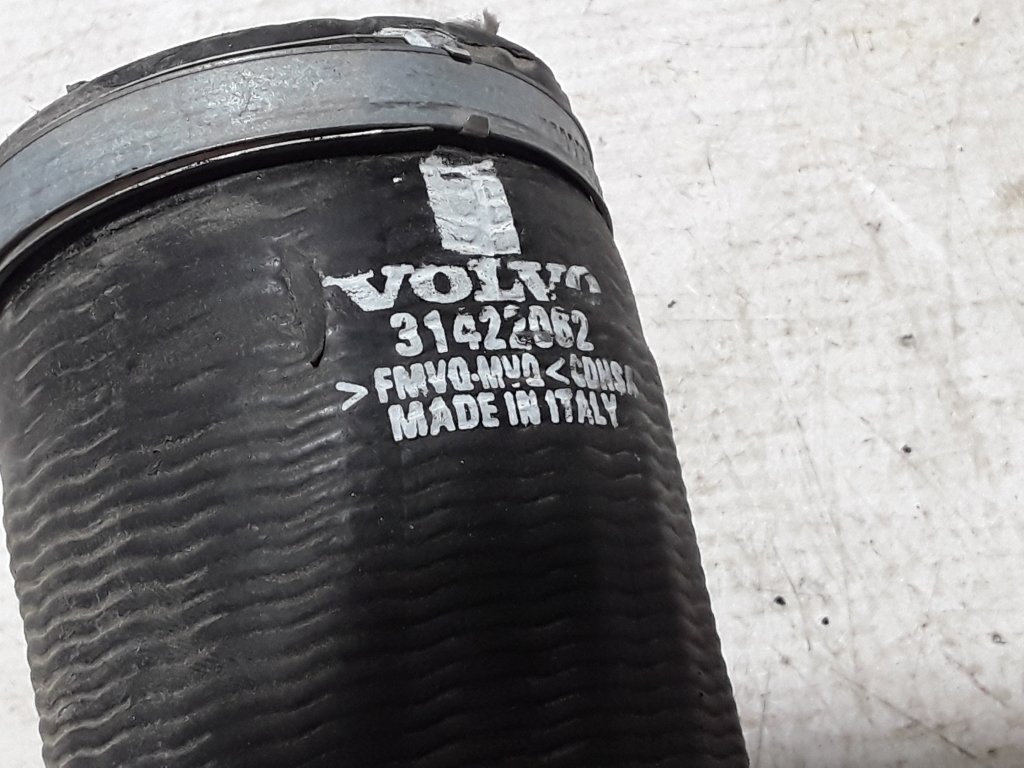 Used VOLVO XC60 Intercooler hose 31422062