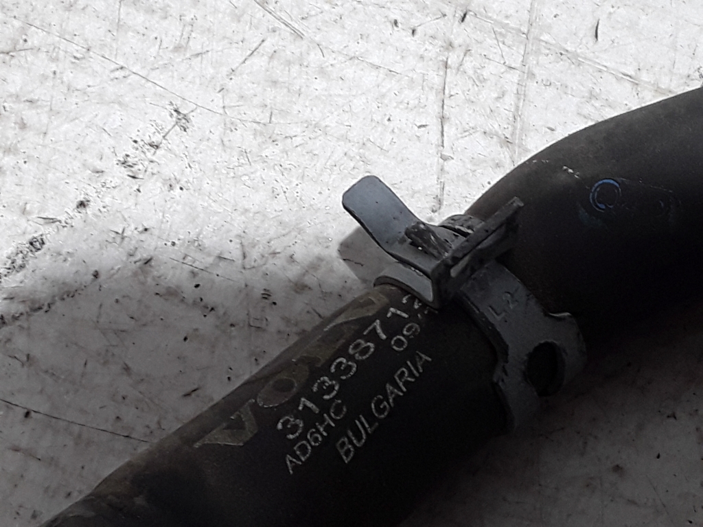 Used VOLVO XC60 Cooling radiator hose 31338712