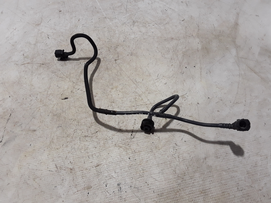 Used VOLVO XC60 Cooling radiator hose 32222229