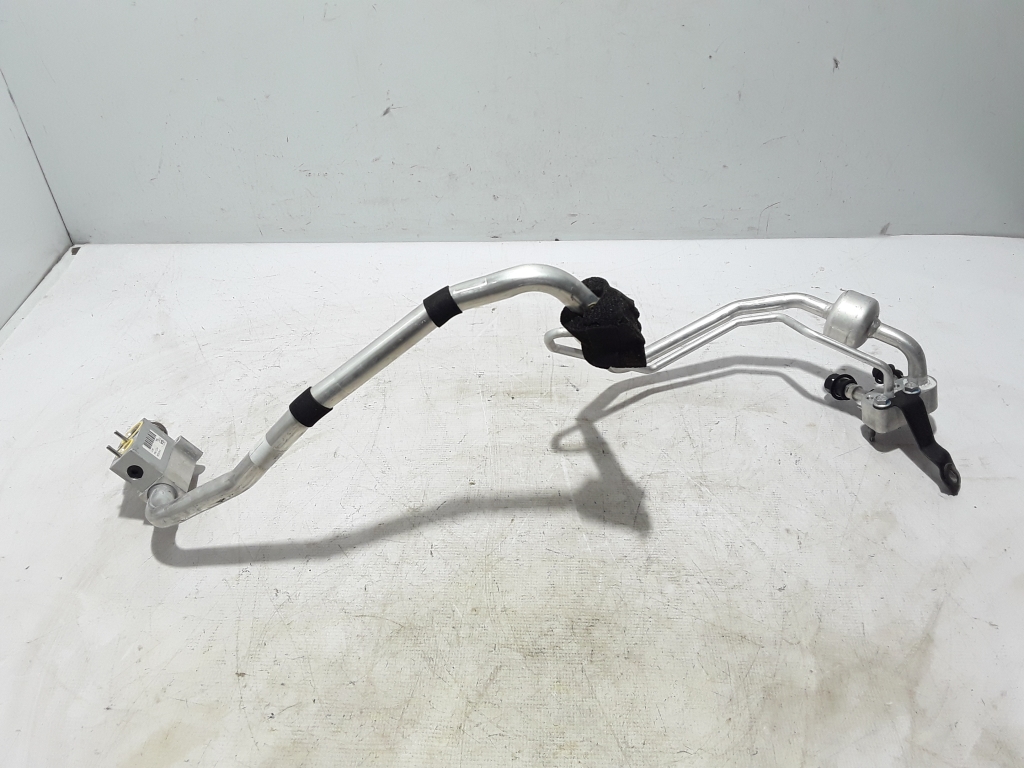 Used VOLVO XC60 Hose for air conditioning 31694239