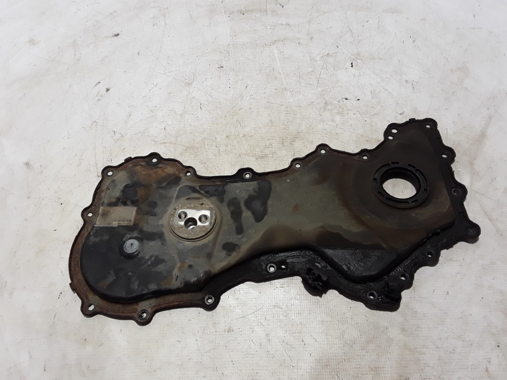 Used RENAULT Master Engine chain cover 135021465R