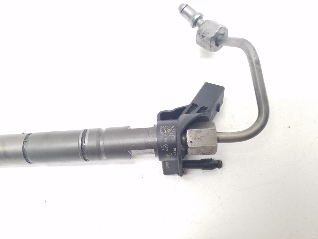 Used Mercedes Benz CLS-Class Fuel injector A6420701987