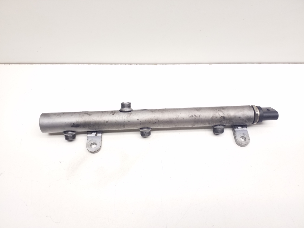 Used Mercedes Benz CLS-Class High pressure fuel route and its details ...