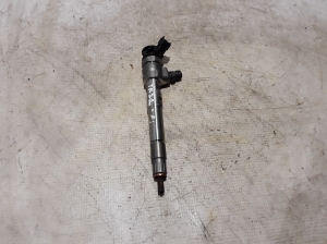 Used RENAULT Trafic EGR valve pipe 147134077R