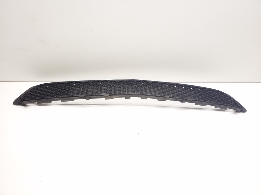 Used Mercedes Benz E-Class Front bumper lower grille A2128850523