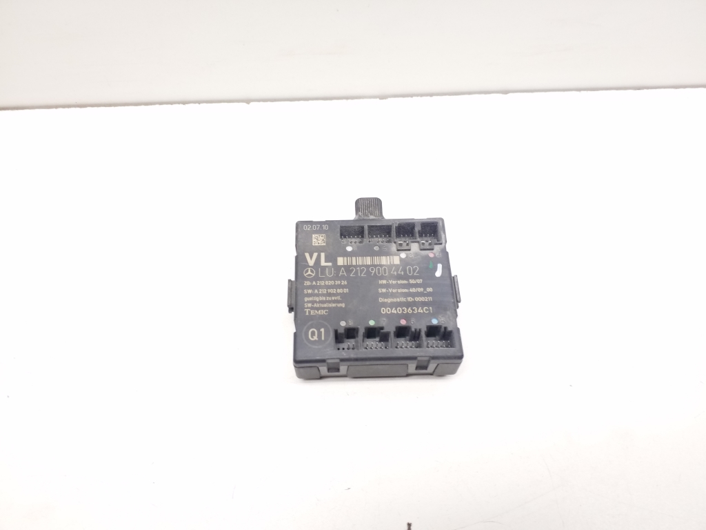 Used Mercedes Benz E-Class Front door control unit A2129004402