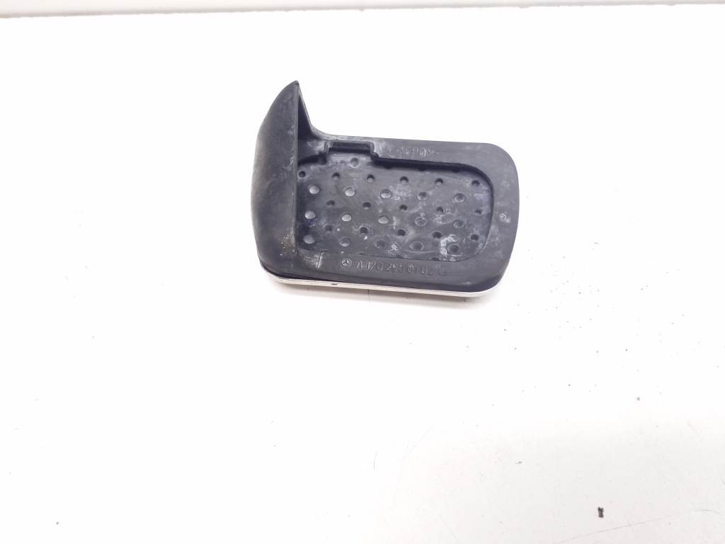 Used Mercedes Benz E-Class Brake pedal other part A1702900182