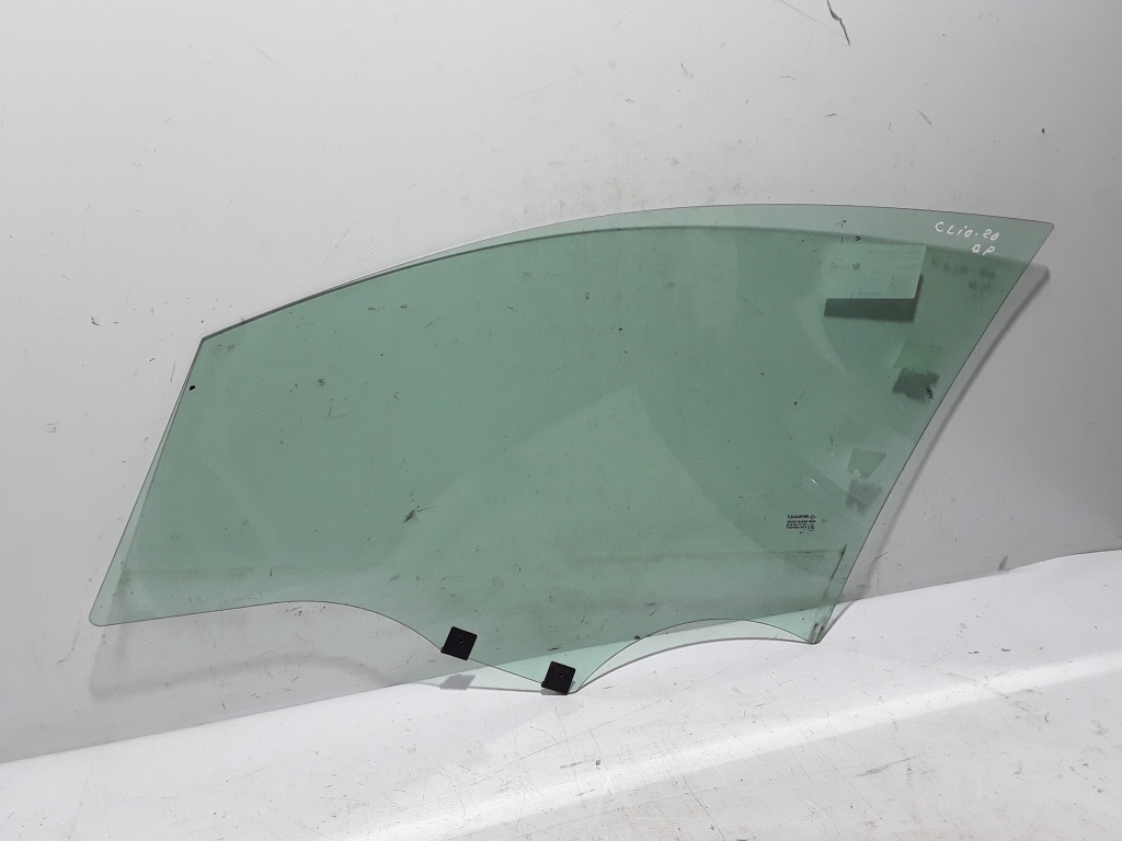 Used RENAULT Clio Front door glass 803008603R
