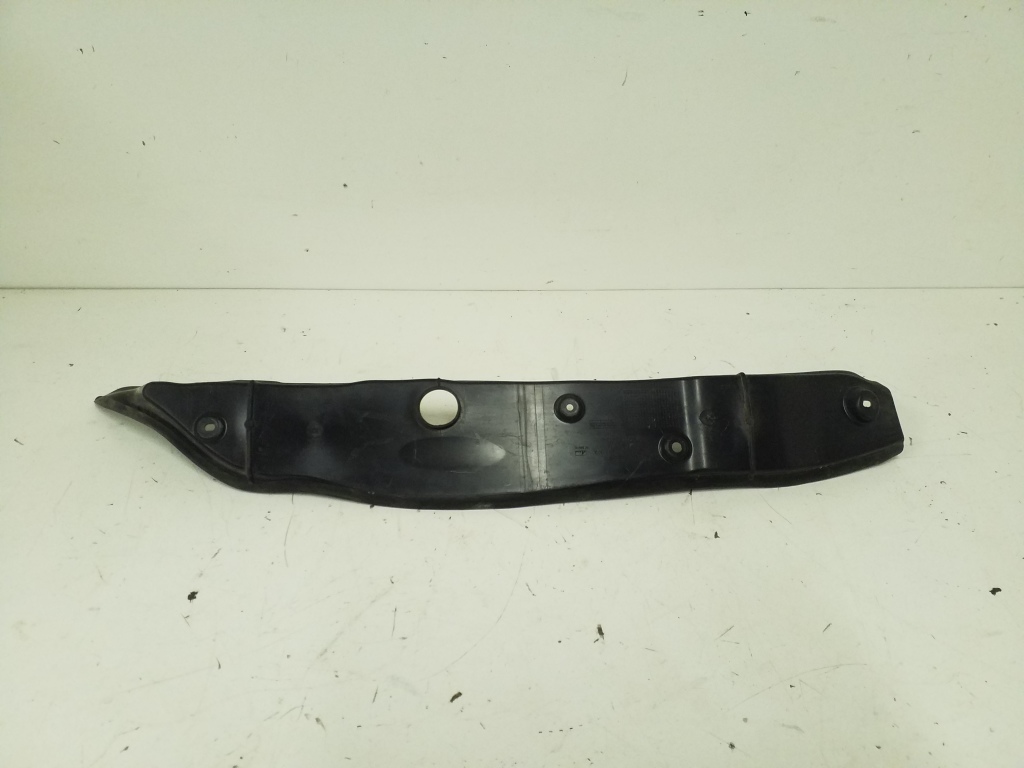 Used Mercedes Benz GLC-Class Other part of the front wing A2538890125