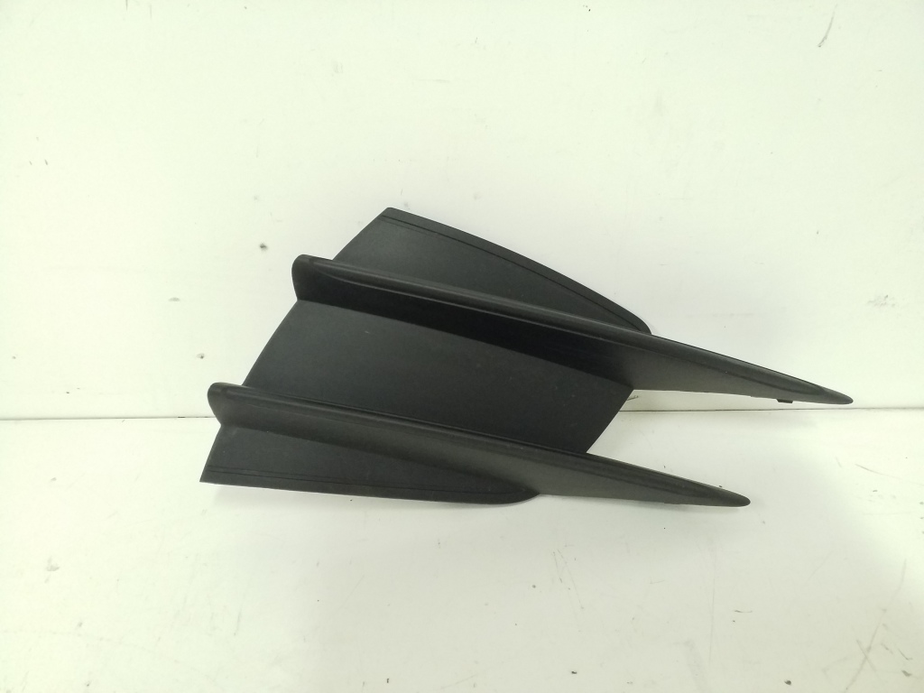 Used Mercedes Benz CLS-Class Front bumper lower grille A2578857201