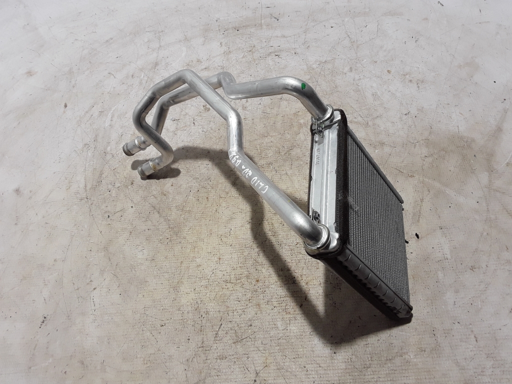 Used RENAULT Clio Interior shoulder radiator 271156379R