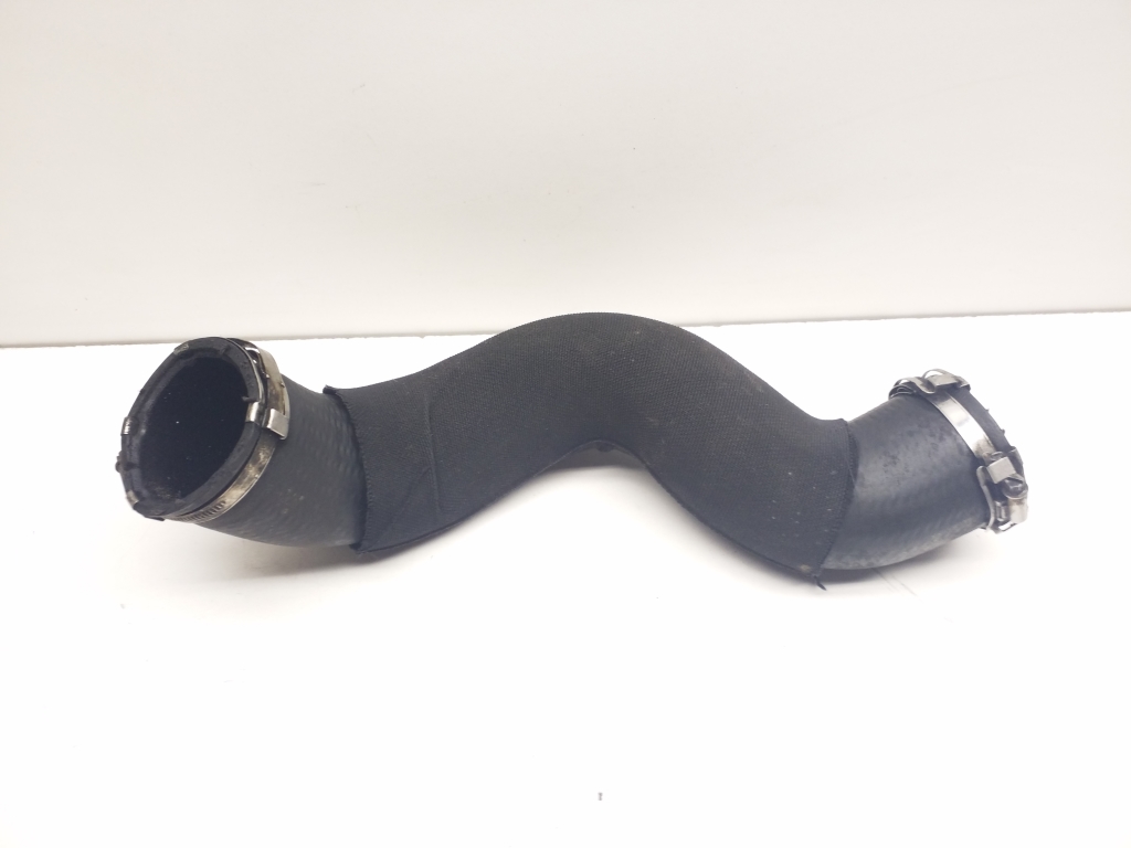 Used Mercedes Benz C-Class Intercooler hose A2045283182