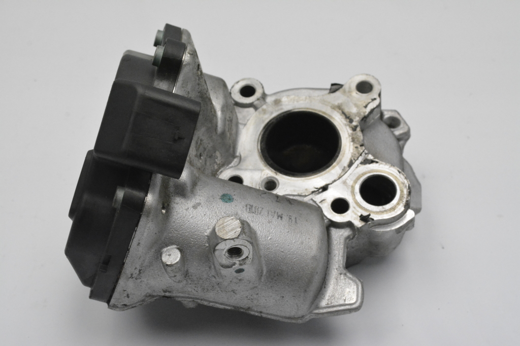 Used Mercedes Benz Sprinter EGR valve A6511400160