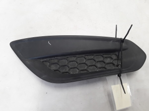 Used VOLVO V60 Front bumper lower grille 31294130