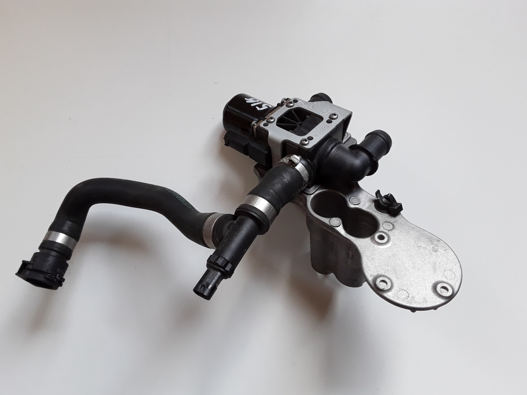 Used BMW 5 SERIES Circulation pump and its components 11538514464