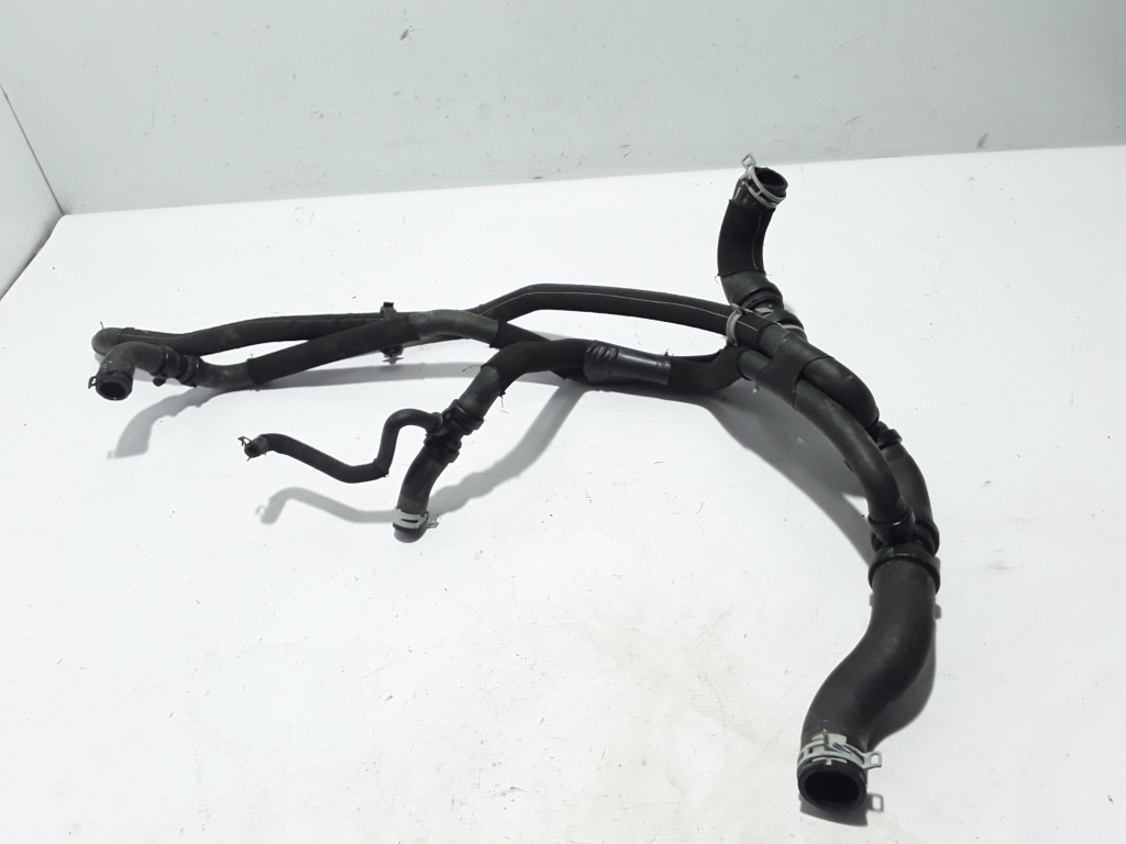 Used RENAULT Master Cooling radiator hose 215012674R