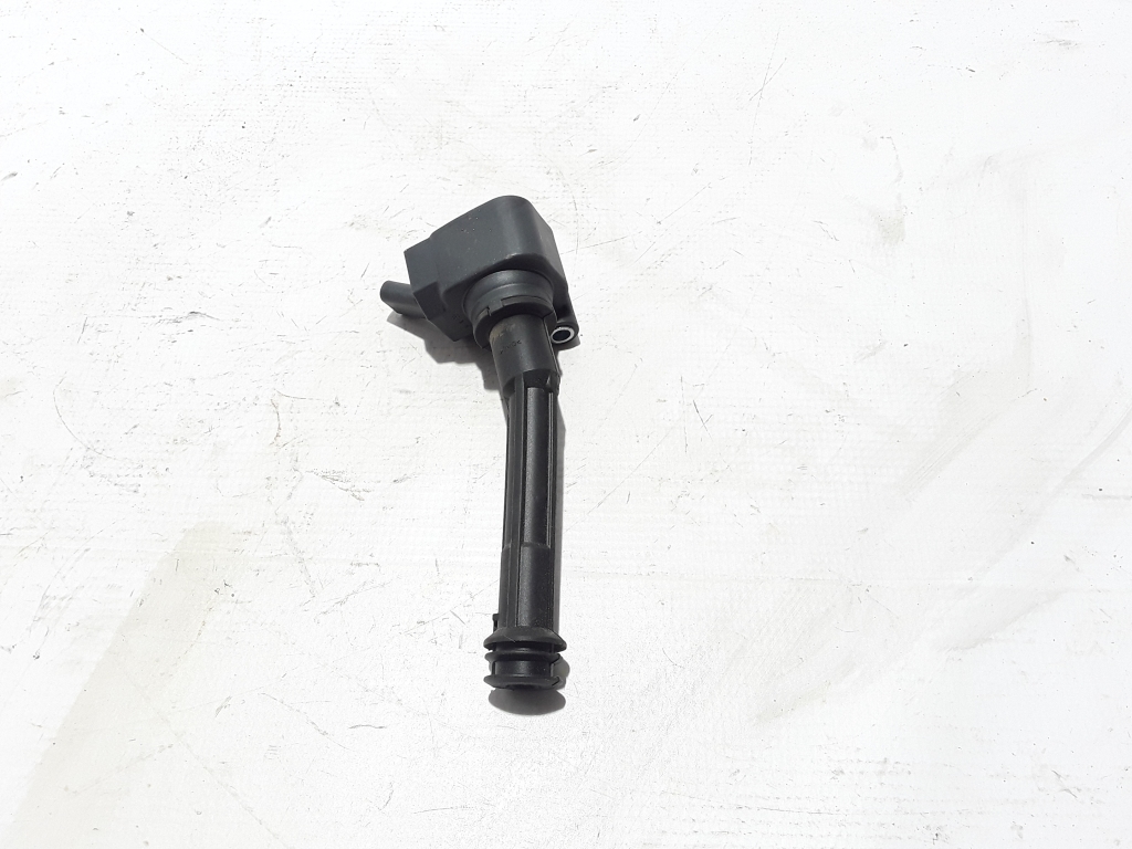Used VOLVO XC40 Ignition coil 31437796