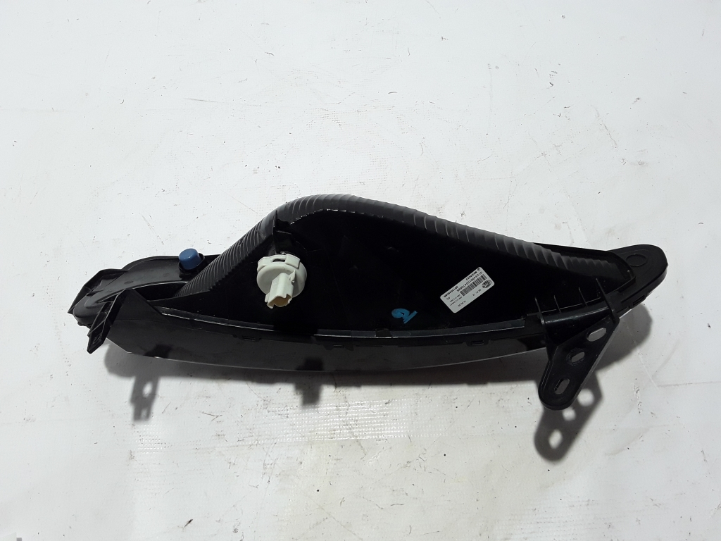 Used RENAULT Megane Front bumper fog lamp 261354958R