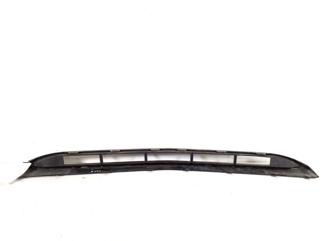 Naudotas Mercedes Benz E-Class Priekinio bamperio apatinės grotelės ...