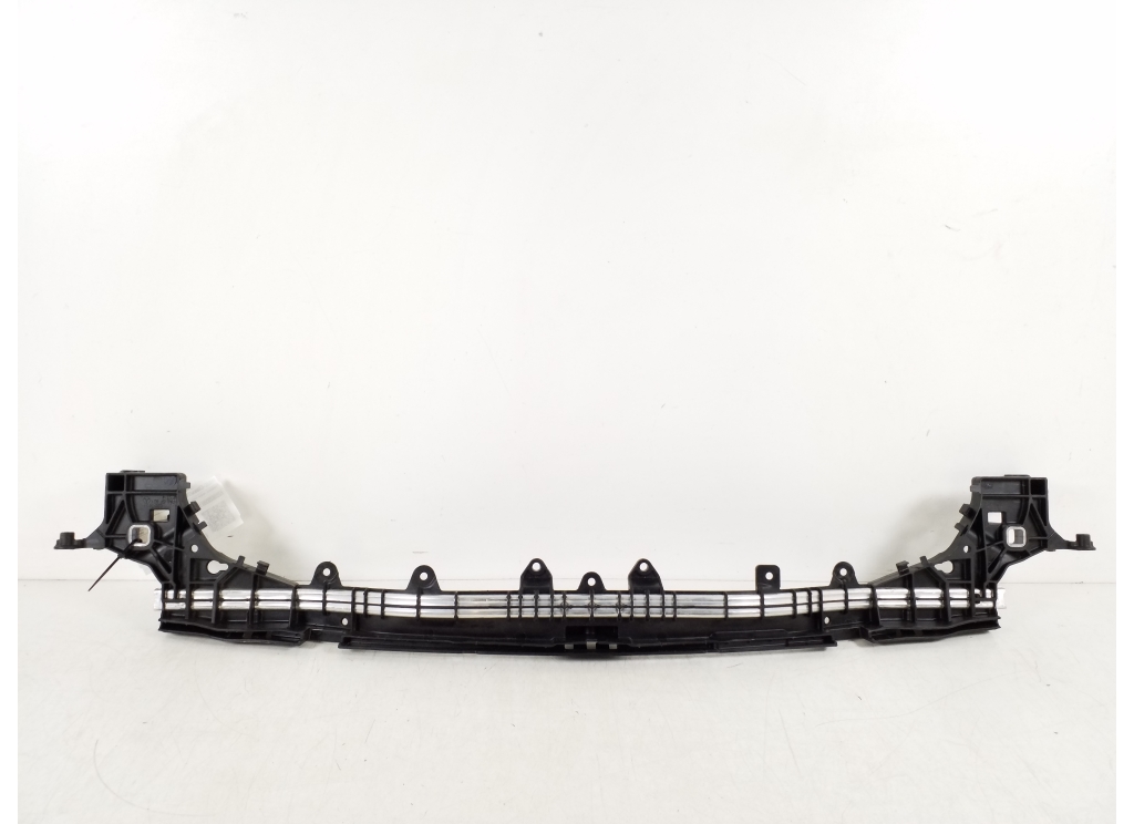 Used Mercedes Benz C-Class The middle part of the front frame A2056203801