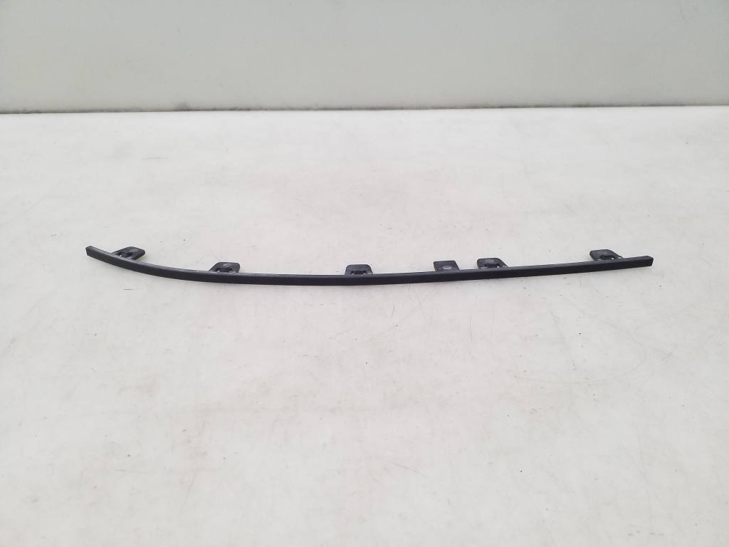Used Mercedes Benz CLS-Class Front bumper trim strip A2578855402