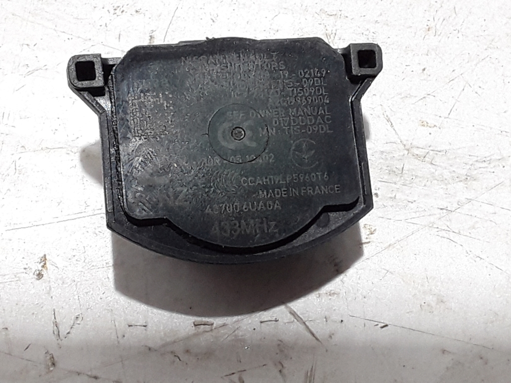 Used RENAULT Zoe Tire pressure sensor 407006UA0A