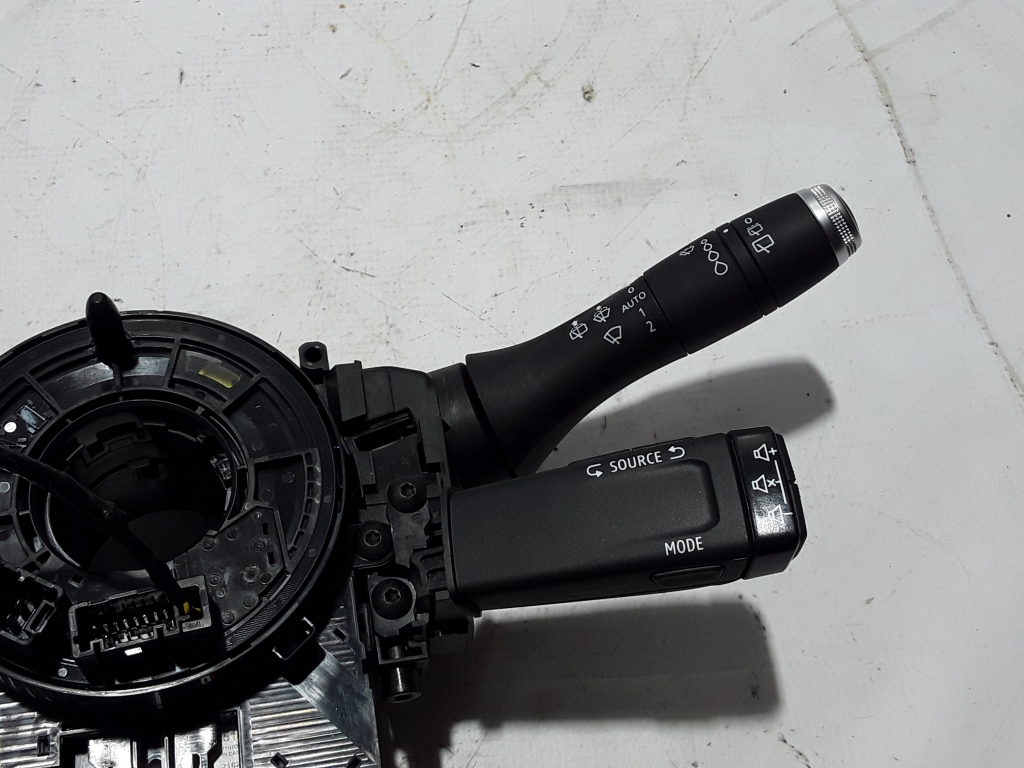 Used RENAULT Captur Switch and its parts