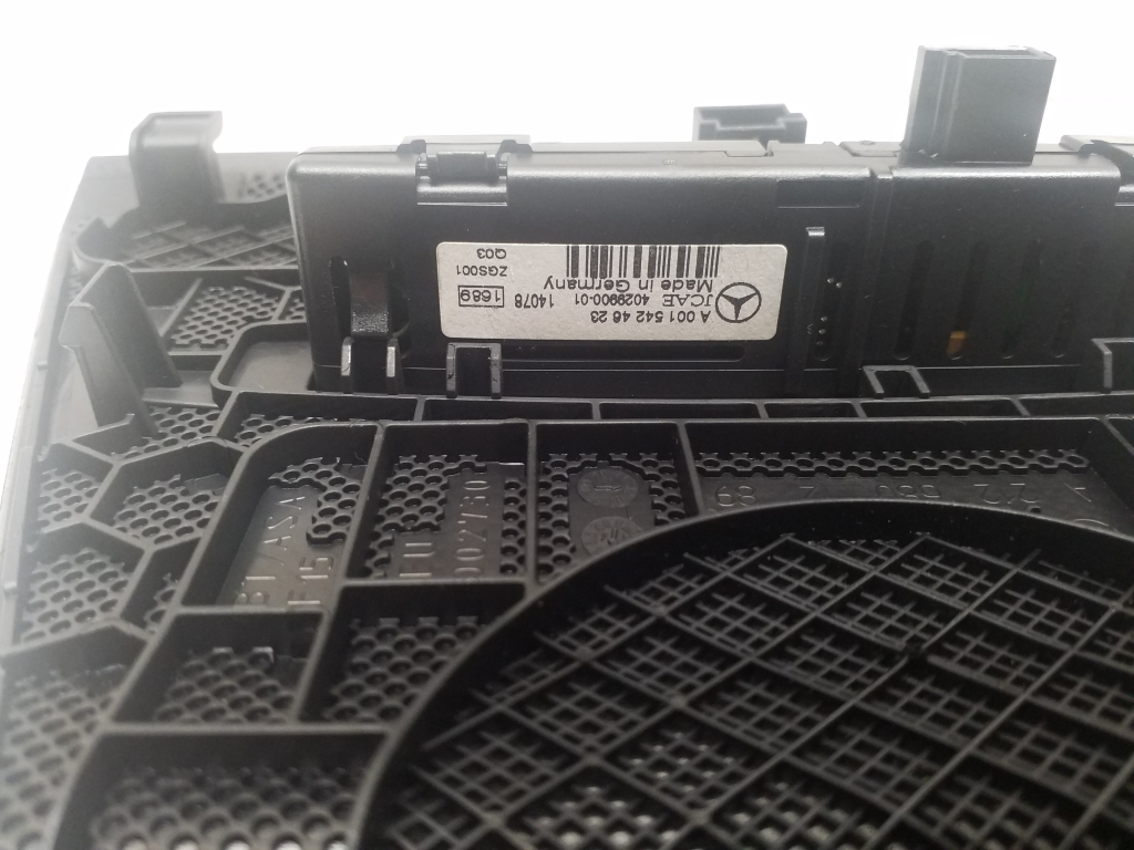 Used Mercedes Benz E-Class Interior panel other detail A2126801289