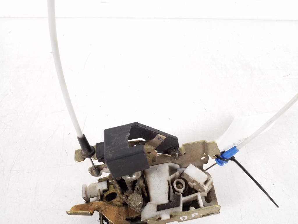 Used Mercedes Benz Sprinter Front door lock A9017201135