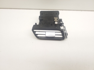 Naudotas Mercedes Benz E-Class Salono panelės ventiliacinės grotelės ...