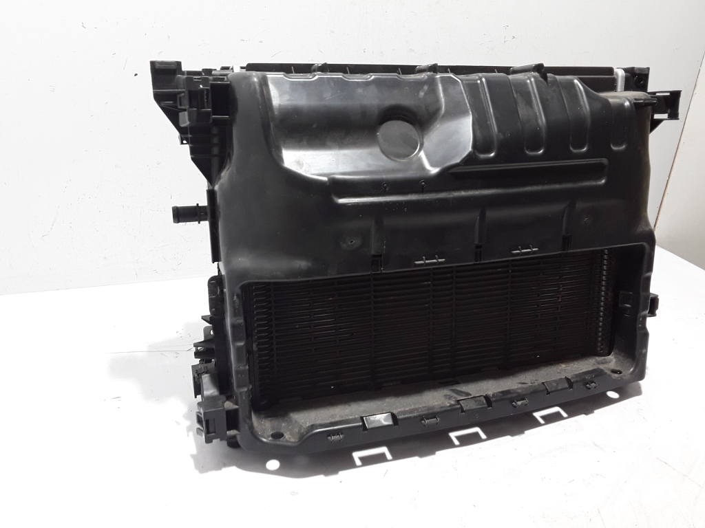 Used RENAULT Zoe Radiator set and its details