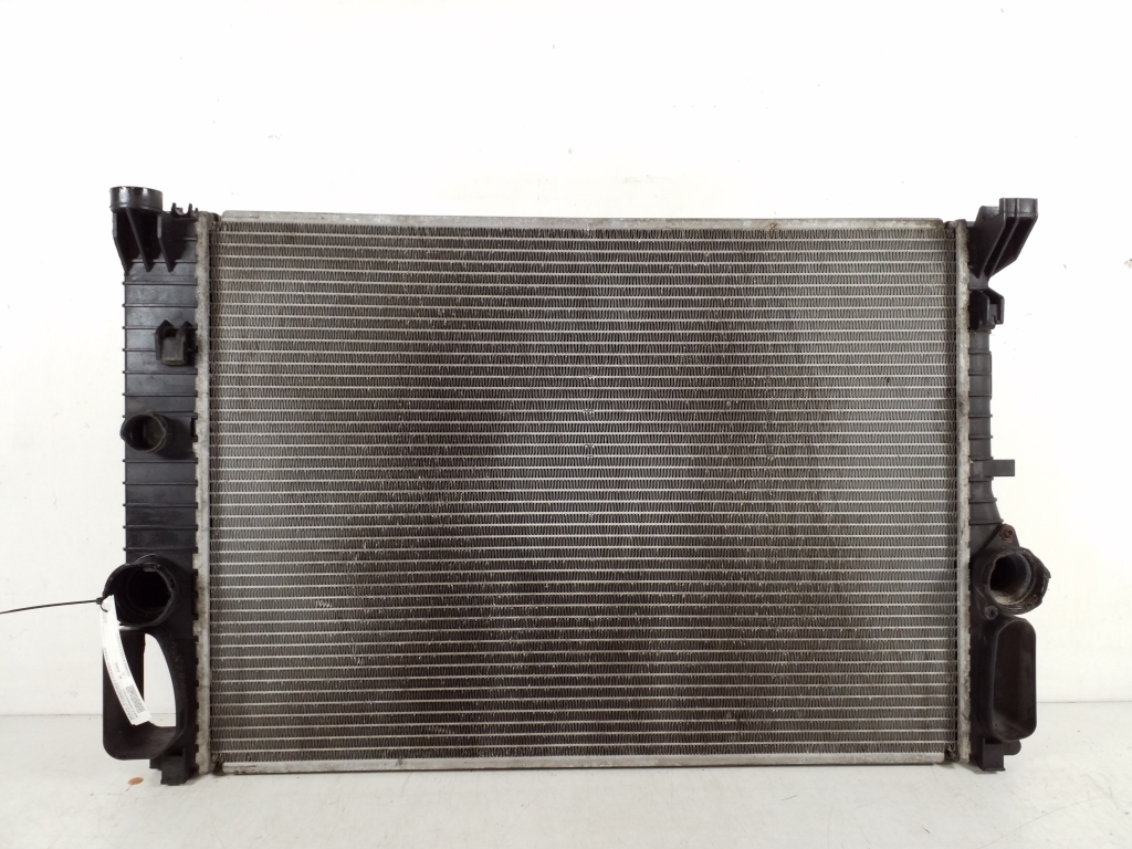 Used Mercedes Benz E-Class Cooling radiator A2115000202