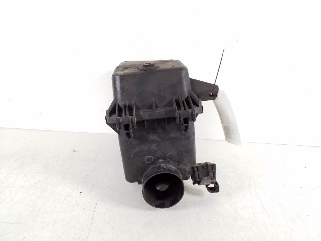 Used TOYOTA Corolla Air filter housing cover 17705-0D041