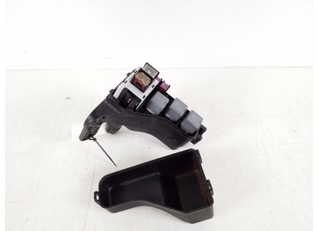 Used TOYOTA Corolla Fuse blocks 82741-13020