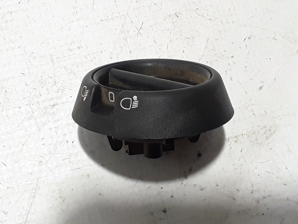 Used RENAULT Mascott Switch light level regulator 7700352939