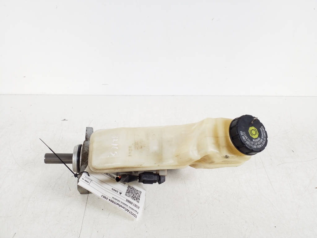 Used TOYOTA Corolla Master cylinder 47201-09060