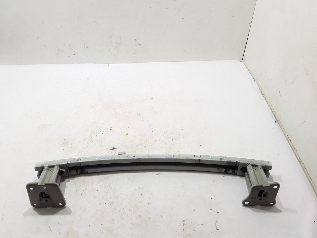 Used RENAULT Trafic Front bumper beam 752101525R