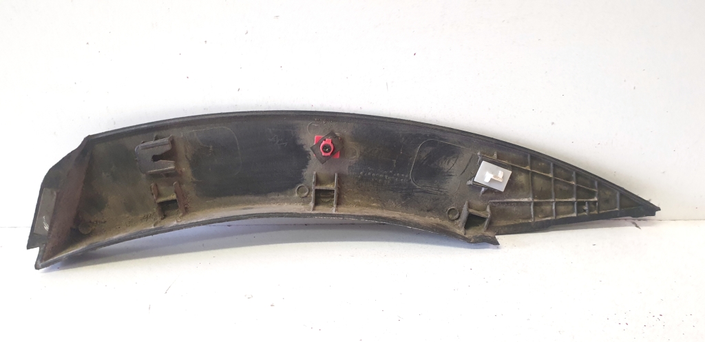 Naudotas Hyundai Santa Fe Galinio sparno andėklas 87742-2W000