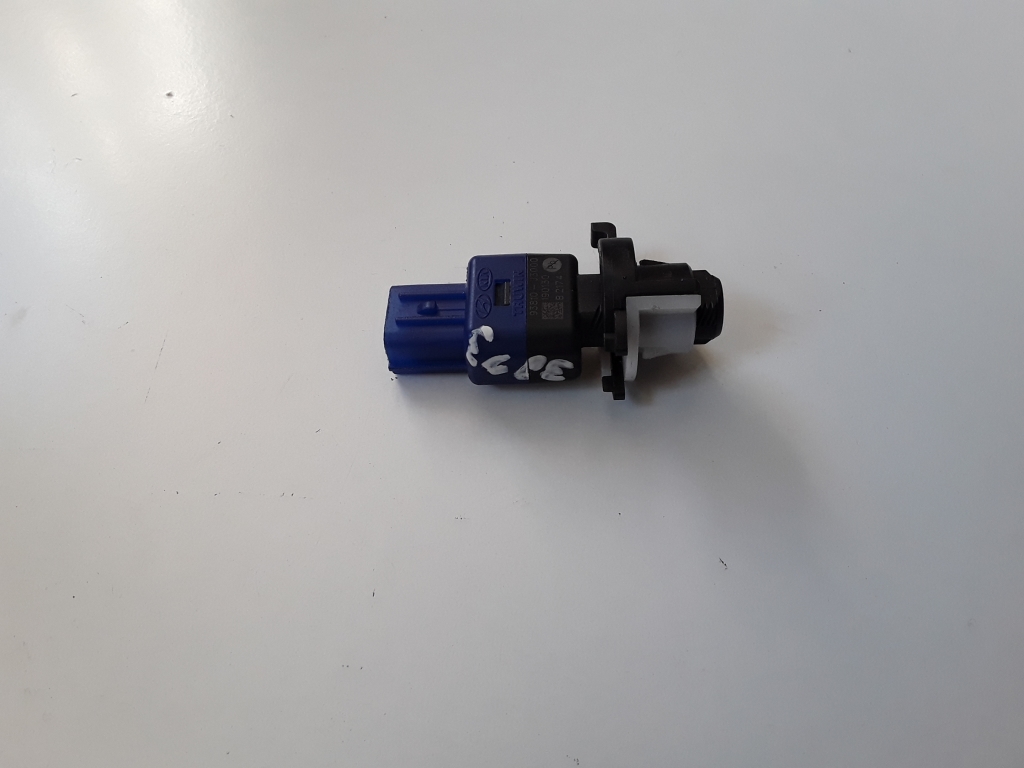 Used Kia ceed Brake switch to pedal 93810J3000