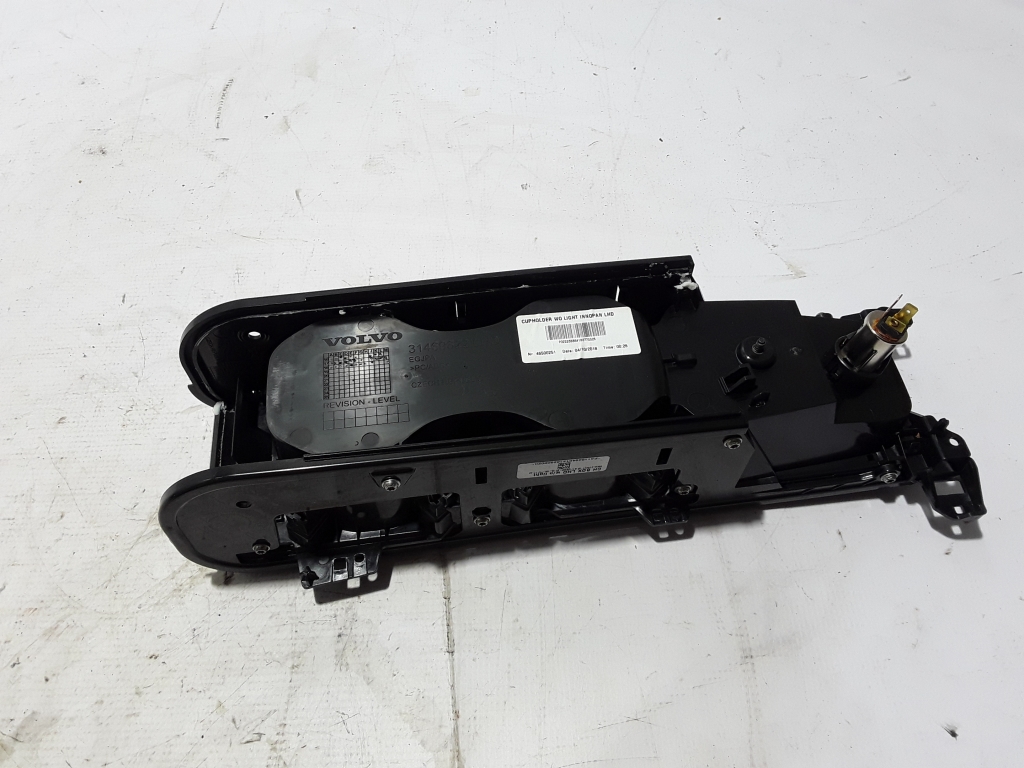 Naudotas VOLVO XC60 Salono konsolės kita detalė 31469622