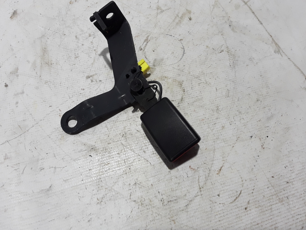 Naudotas VOLVO XC60 Galinės sėdynės saugos diržo sagtis 32205740